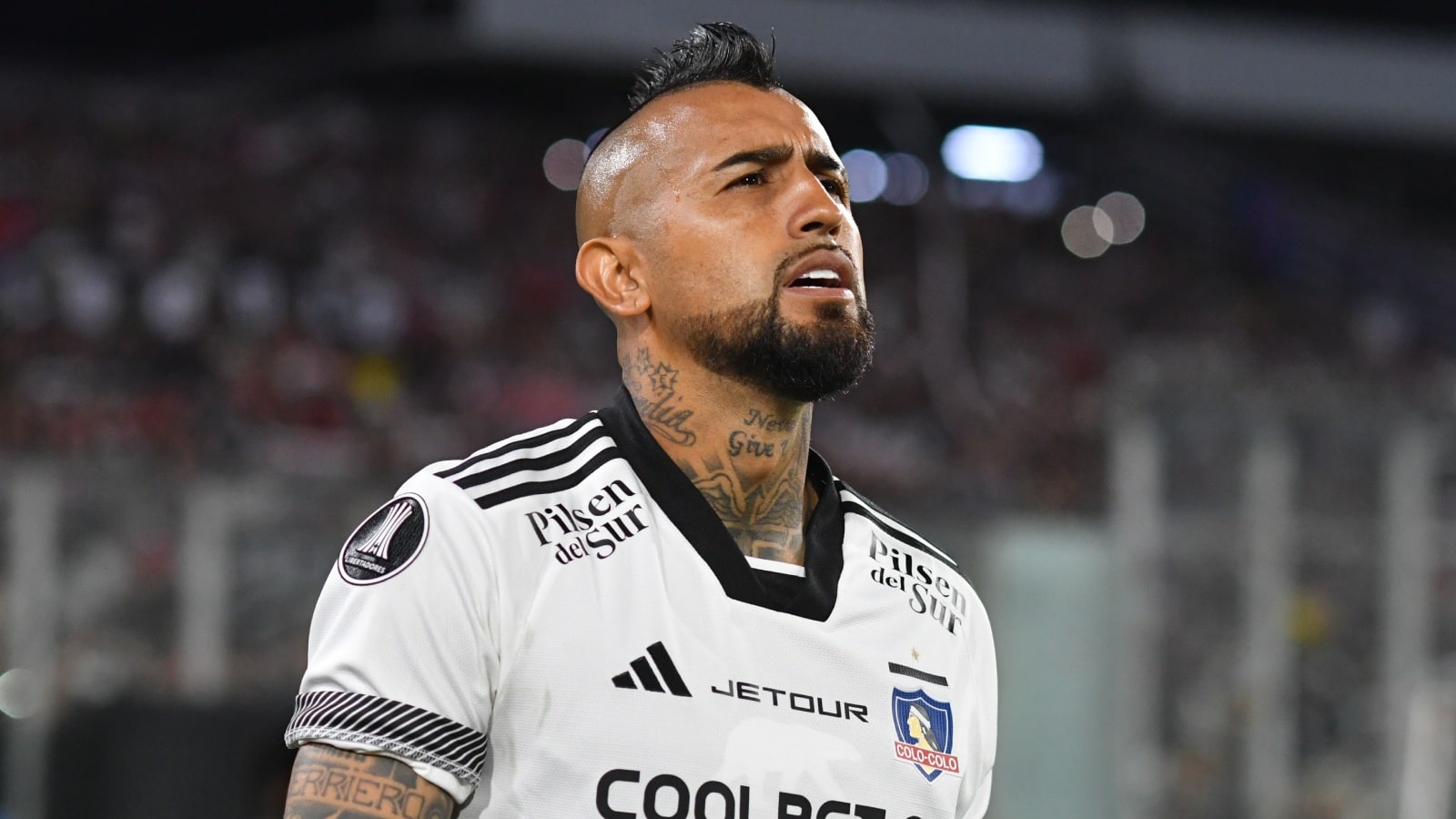 Arturo Vidal Habla Sobre Refuerzos de Colo Colo en Twitch