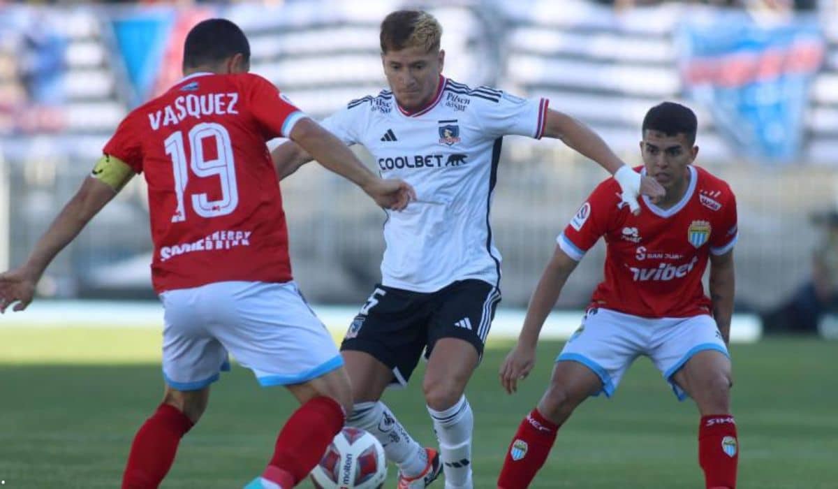 ¡Atención colocolinos! Cambio en la programación del duelo ante ...