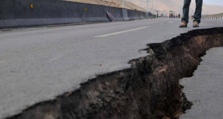 Expertos alertan sobre posible megaterremoto en Chile: revelan la zona ...