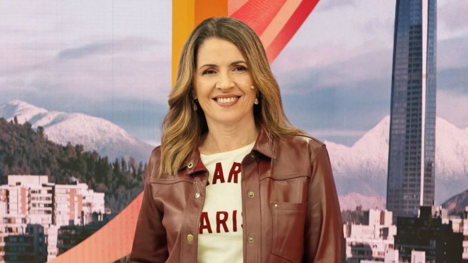 ¿Qué le paso a Monserrat Álvarez en plena transmisión que dejo a todos ...